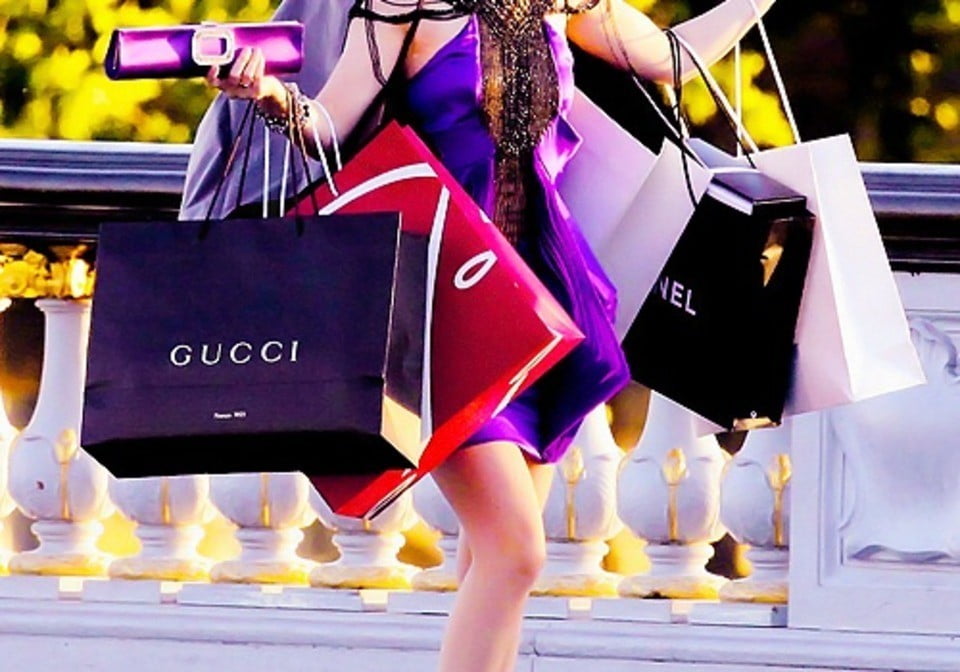 Luxury Fashion Market Massive Growth Opportunity Ahead | Gucci, Prada ...