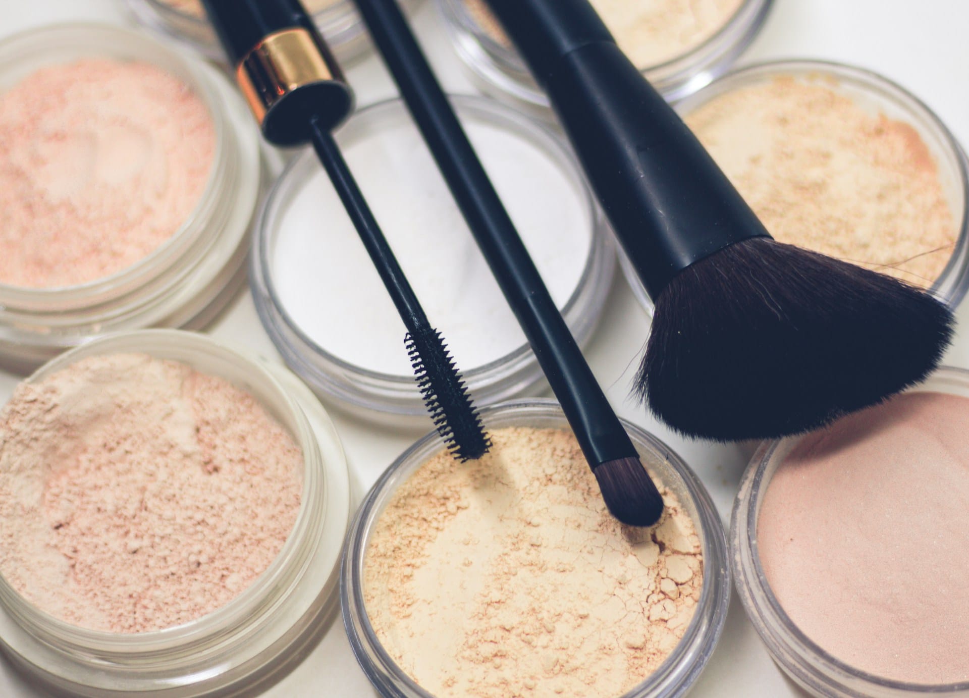 What Is a Hormone Disruptor in Makeup? - Newstrail